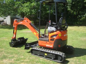 Mini Digger Hire Deux-Sevres and Vendee - IRVING LOCATION